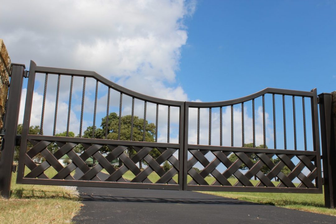 Trends in Driveway Gate Designs - Aberdeen Gate