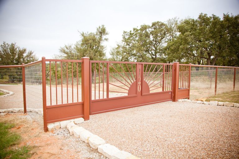 Color Psychology and Your Gate - Aberdeen Gate