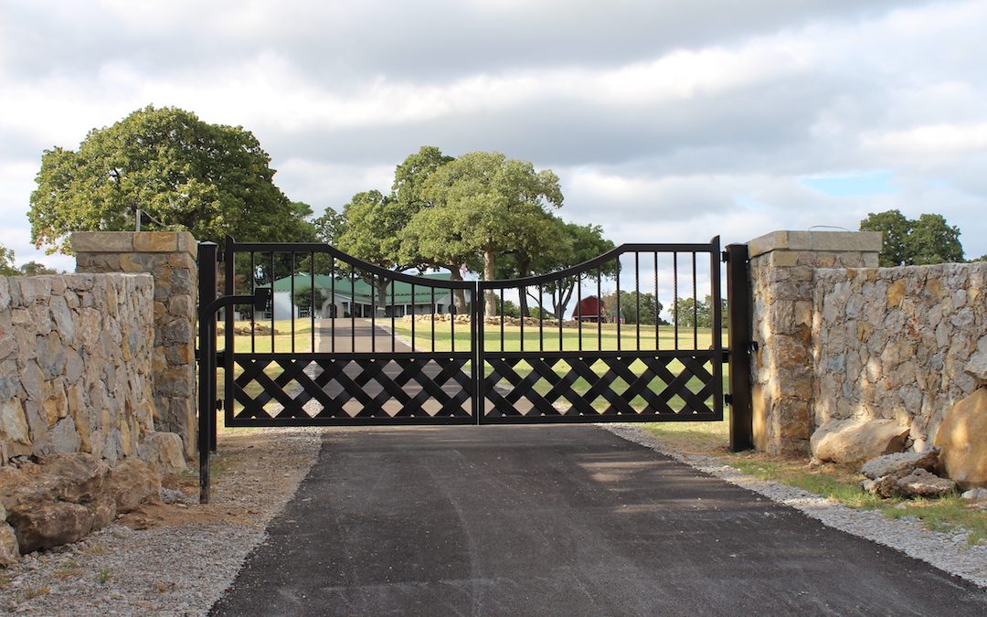 Rod Iron Driveway Gates Wrought Iron Double Gates: Decorative Security