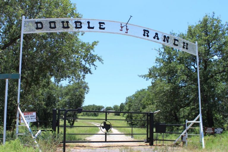 “Modern-Day” Texas Ranch Gates - Aberdeen Gate